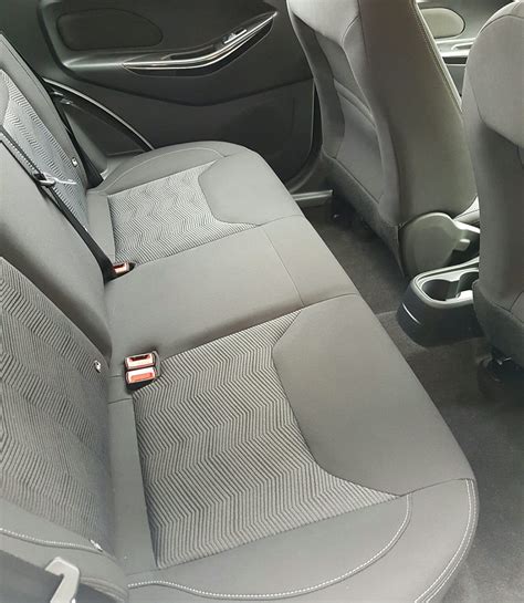How to Keep Your Car Clean with Kids: Tips for Busy Parents - Muddy Rug ...